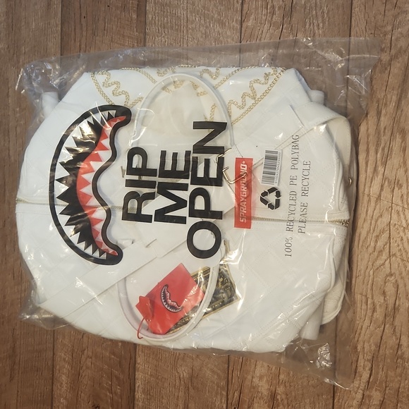 Sprayground | Bags | Sprayground Riviera Le Blanc Gold Chain Shark ...